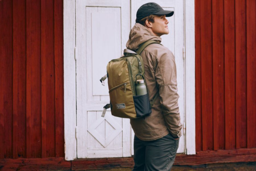 3 Rekomendasi Tas Sekolah Kekinian 2025 - Urban Icon Magazine